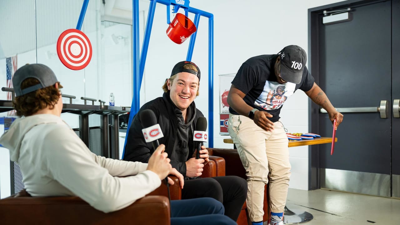 Kevin Raphael dunks himself | Montréal Canadiens
