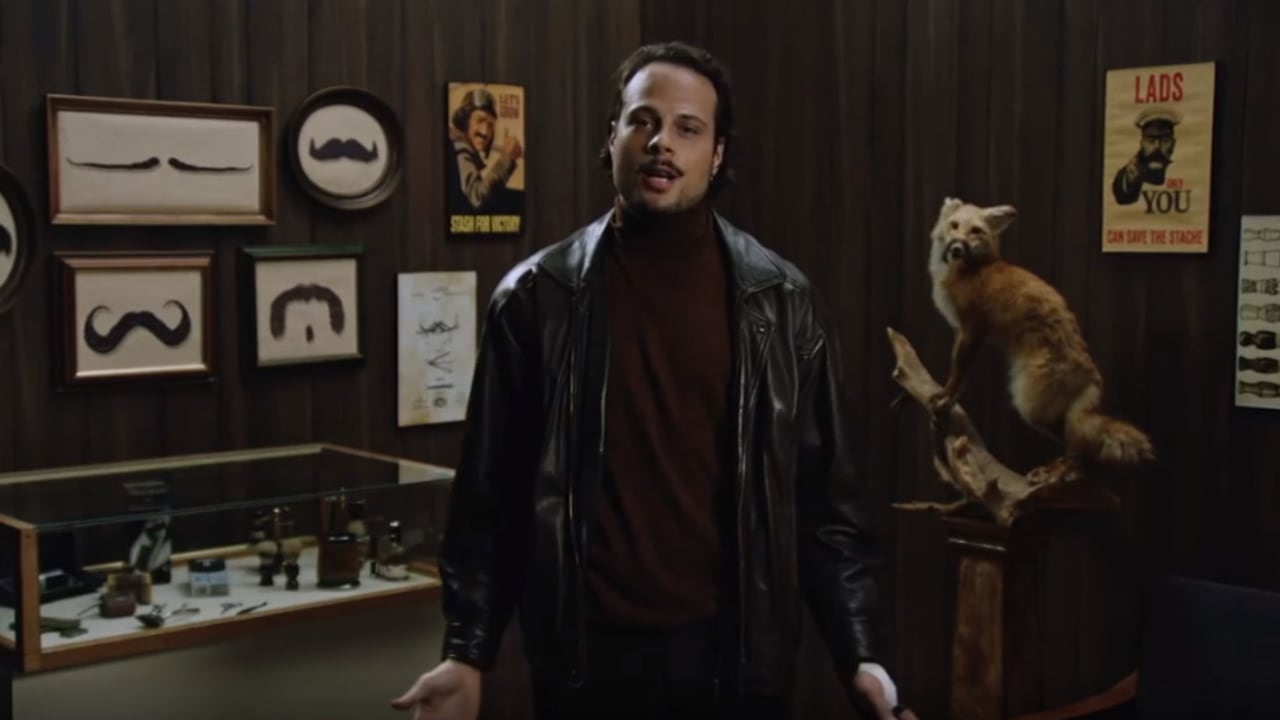 Après avoir amassé 134 000 $, Auston Matthews rasera sa moustache | LNH.com