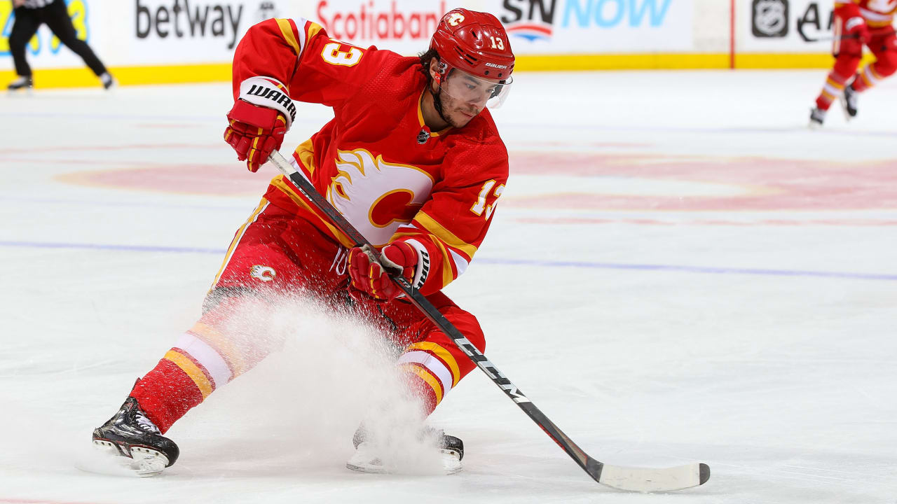 Flames aiming to re-sign Gaudreau, Treliving says | NHL.com