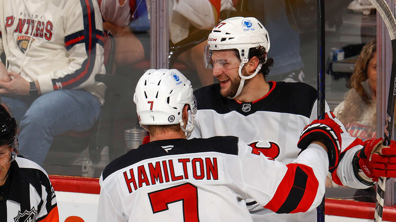Cotter extends the lead | NHL.com