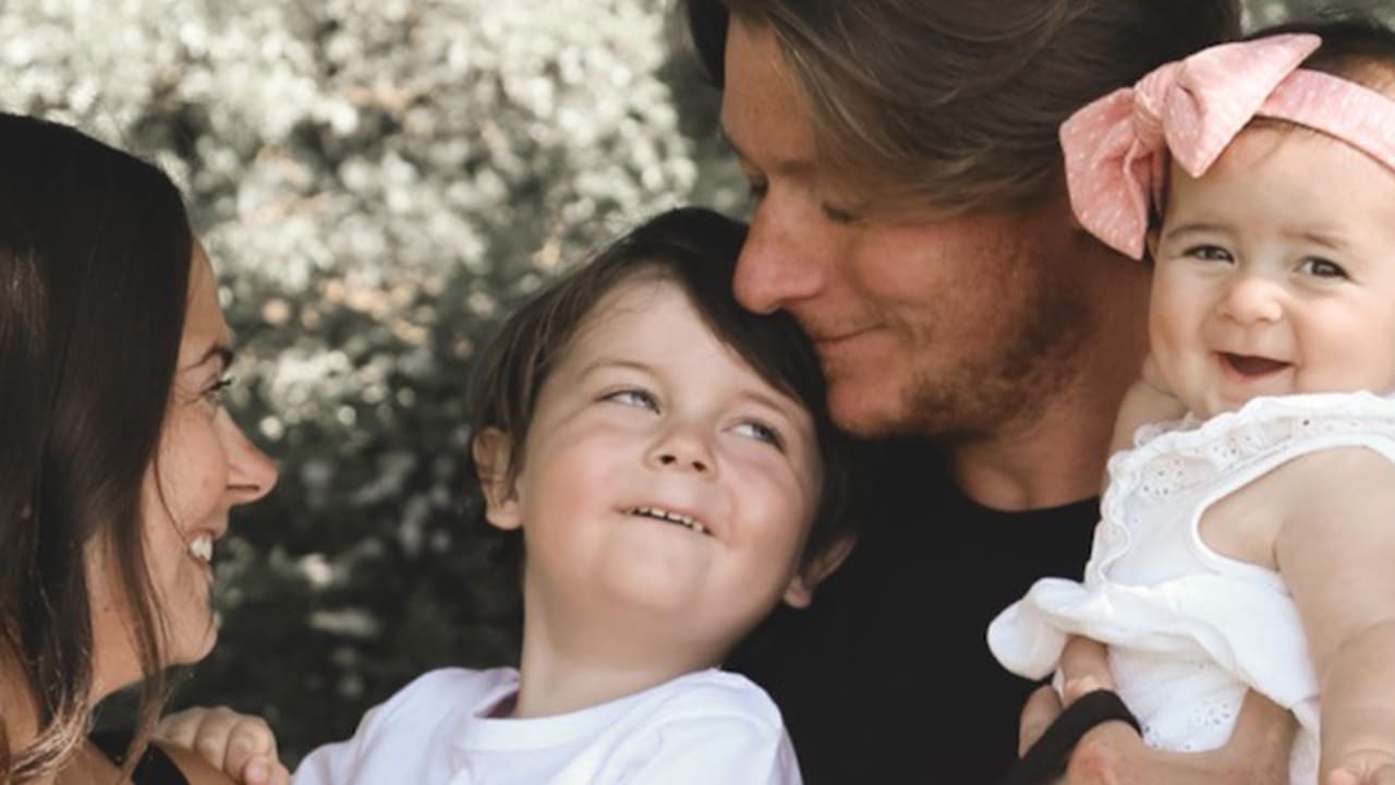 Son of former NHL center White inspiring after cancer diagnosis | NHL.com