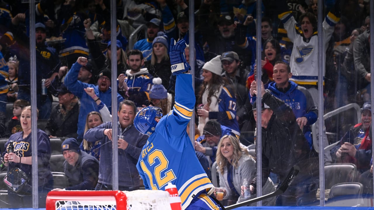 Hayes puts Blues on board | NHL.com