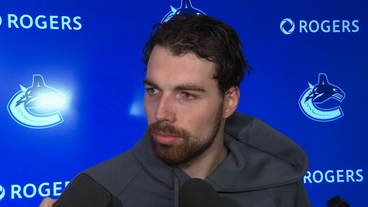 POSTGAME | Chytil vs. Red Wings | Vancouver Canucks