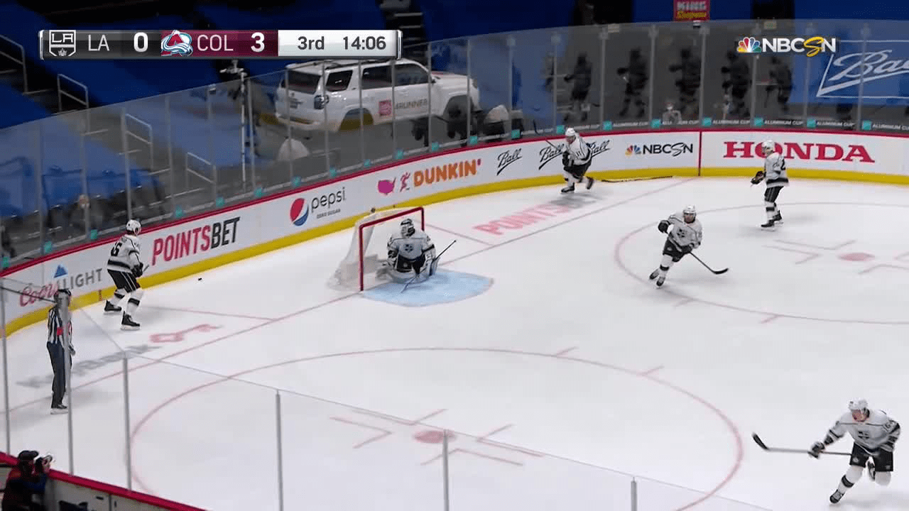 MacDermid nets goal from point | Los Angeles Kings