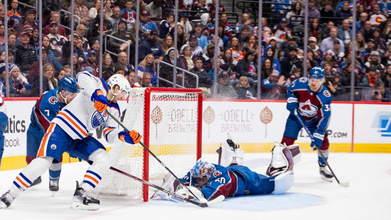 Annunen makes diving save | NHL.com