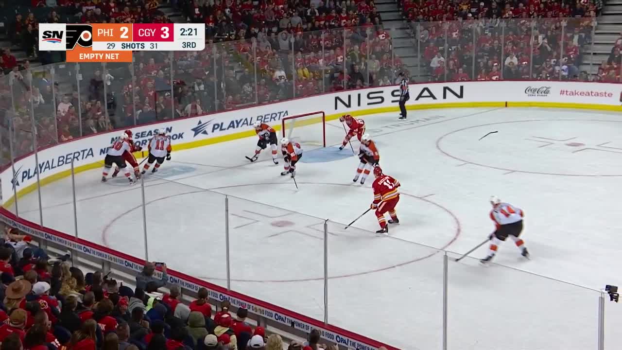 PHI@CGY: Coleman scores goal against Philadelphia Flyers | NHL.com