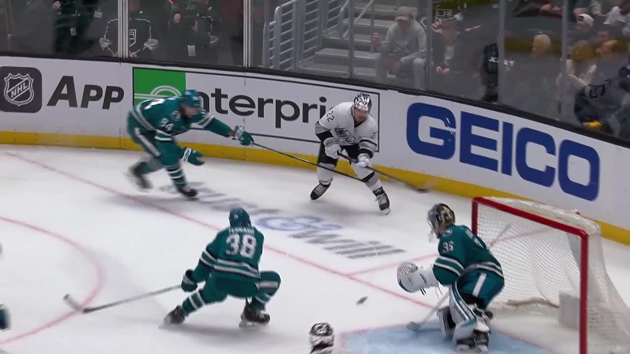 Kahkonen flashes the leather | NHL.com