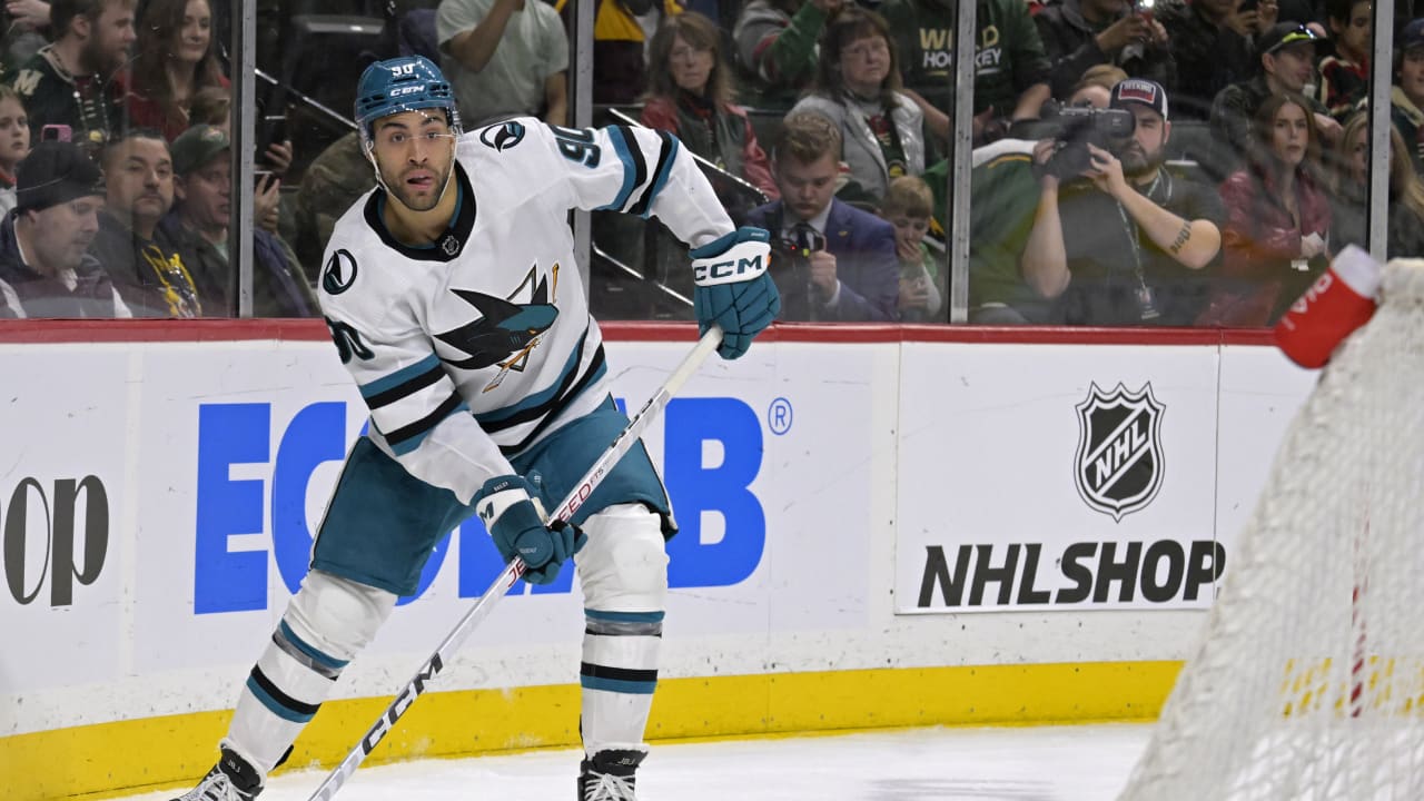 Sharks re-sign forward Justin Bailey | San Jose Sharks