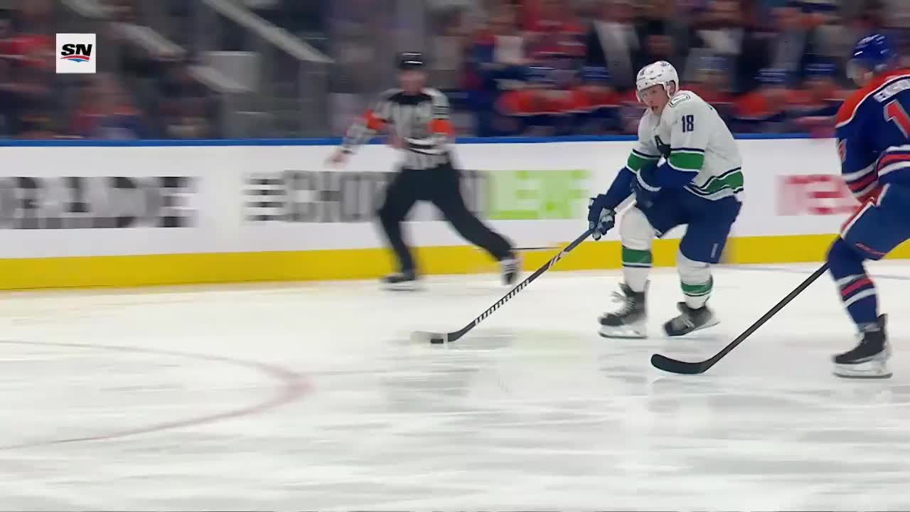 Lafferty gives Canucks lead | NHL.com