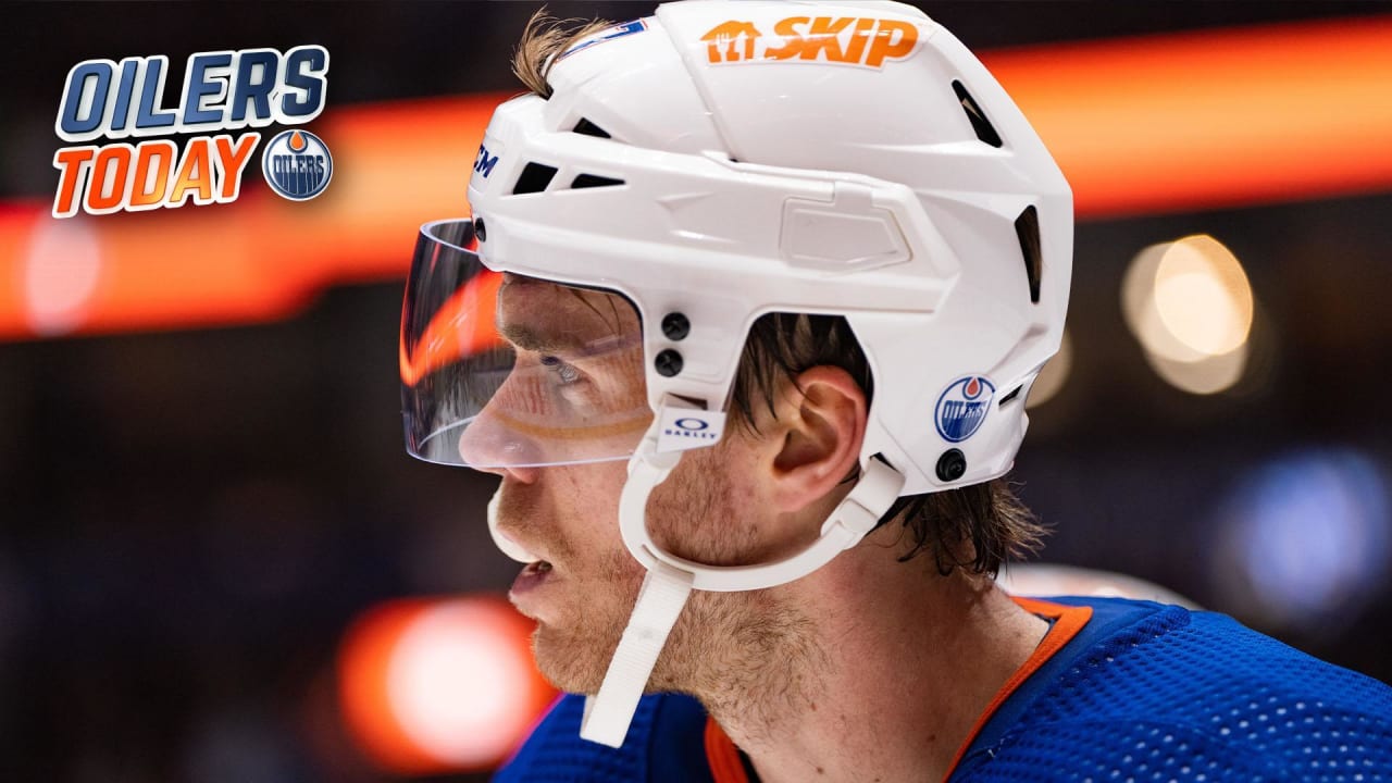 OILERS TODAY | Post-Game at VAN | Edmonton Oilers