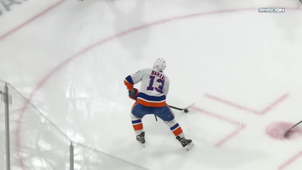 NYI@MTL: Barzal scores goal against Samuel Montembeault | New York ...