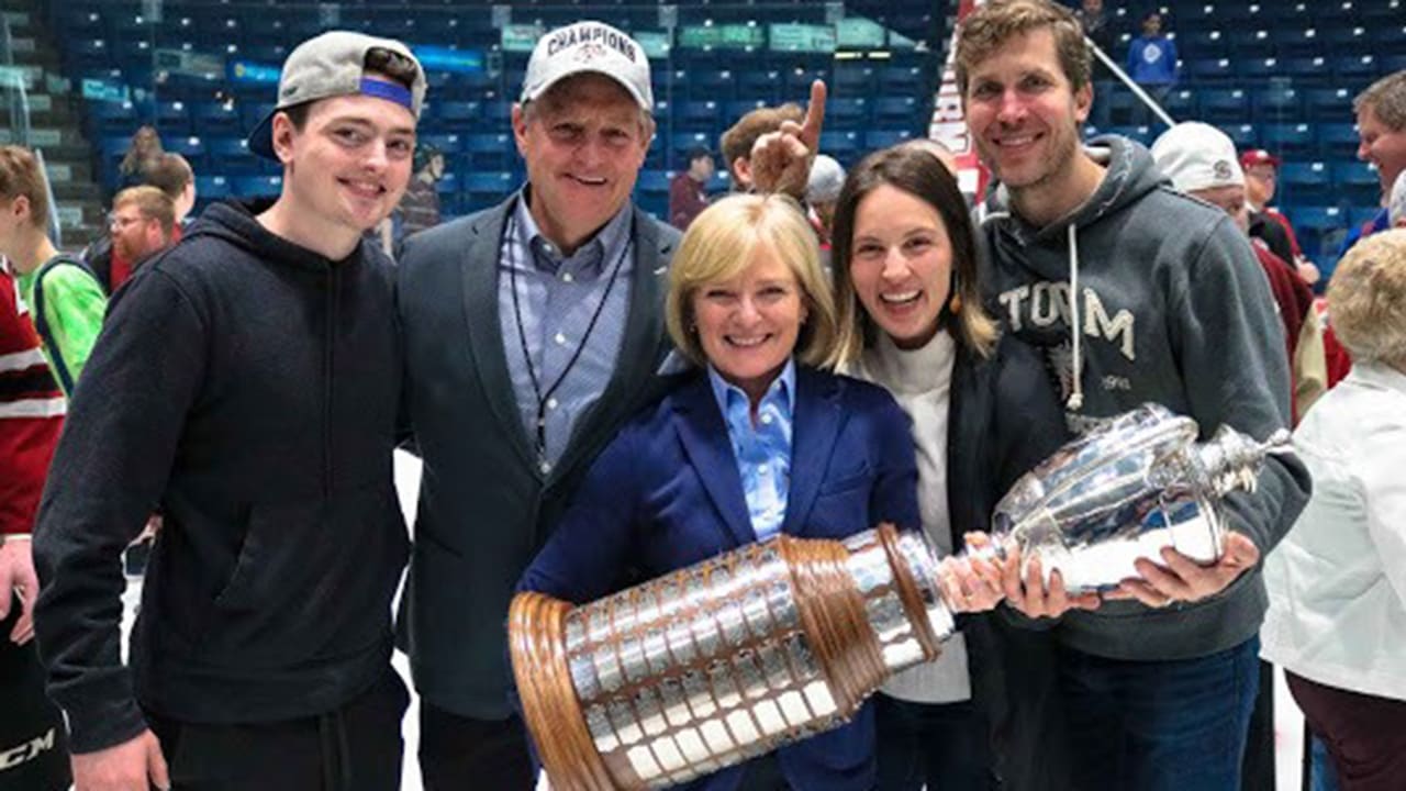 Five Questions with Barbara Underhill | NHL.com