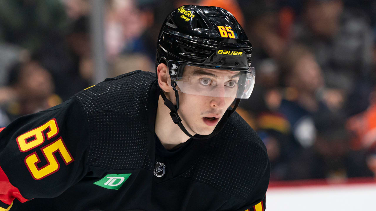 Mikheyev ratera le reste de la saison | LNH.com