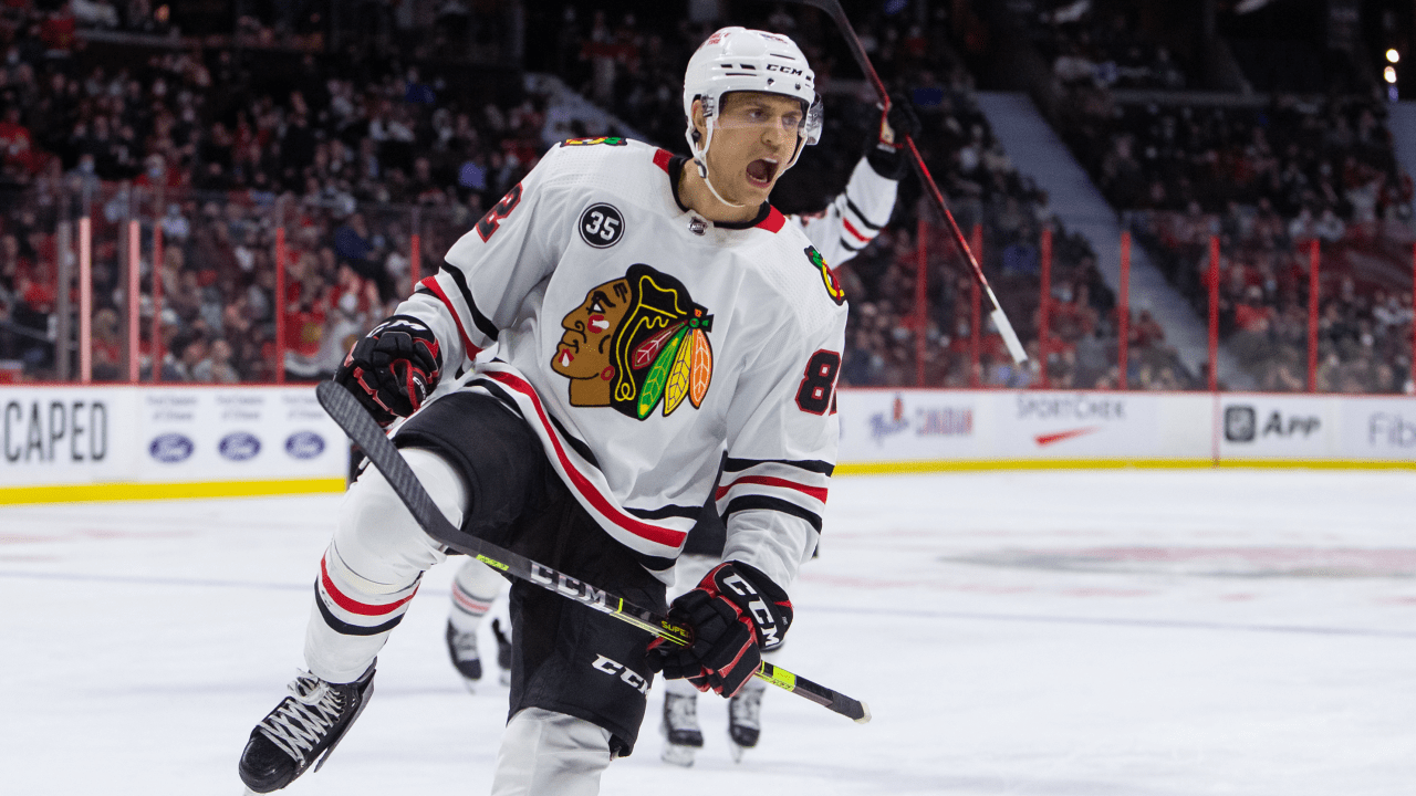 Canes Sign Jones To One-Year Contract | Carolina Hurricanes