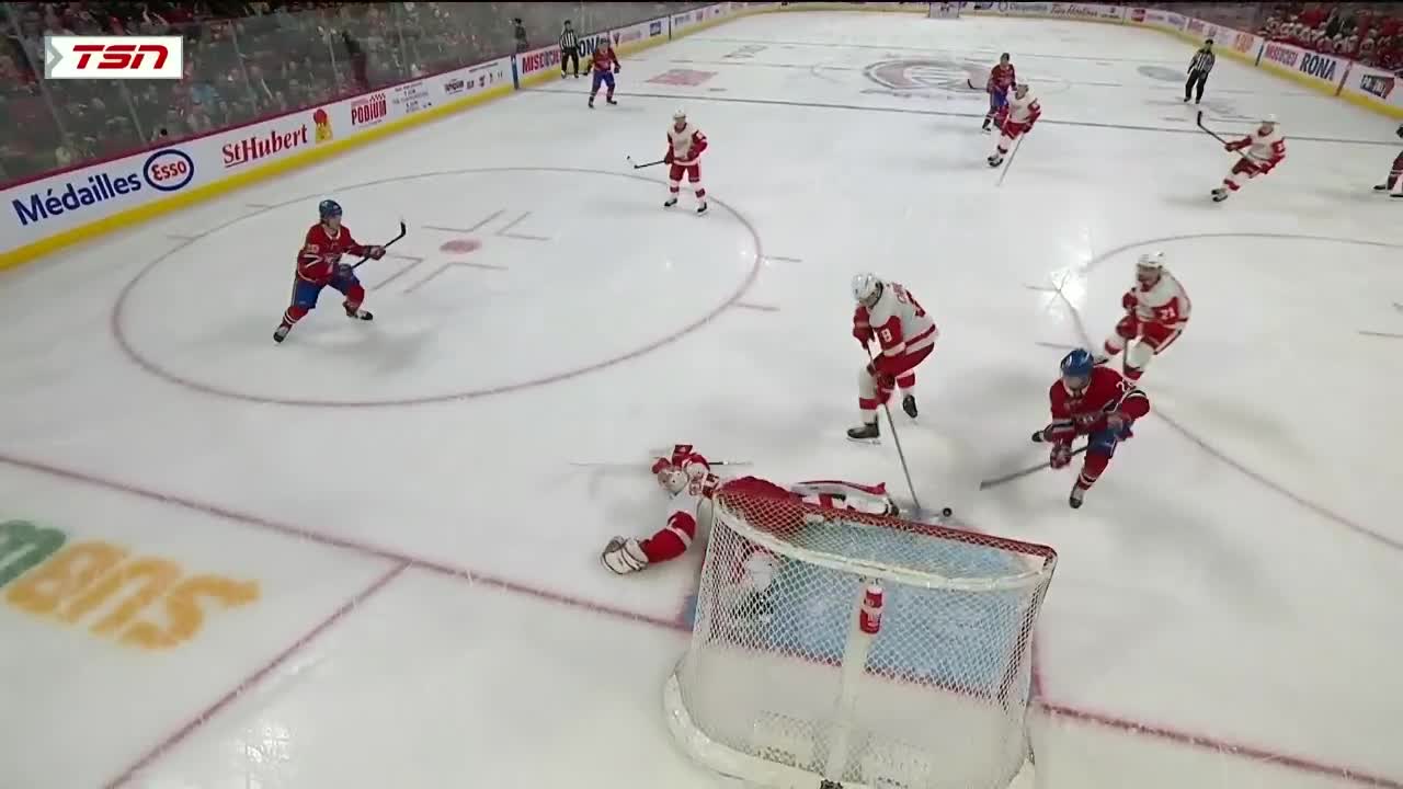 Caufield flicks in loose puck | NHL.com