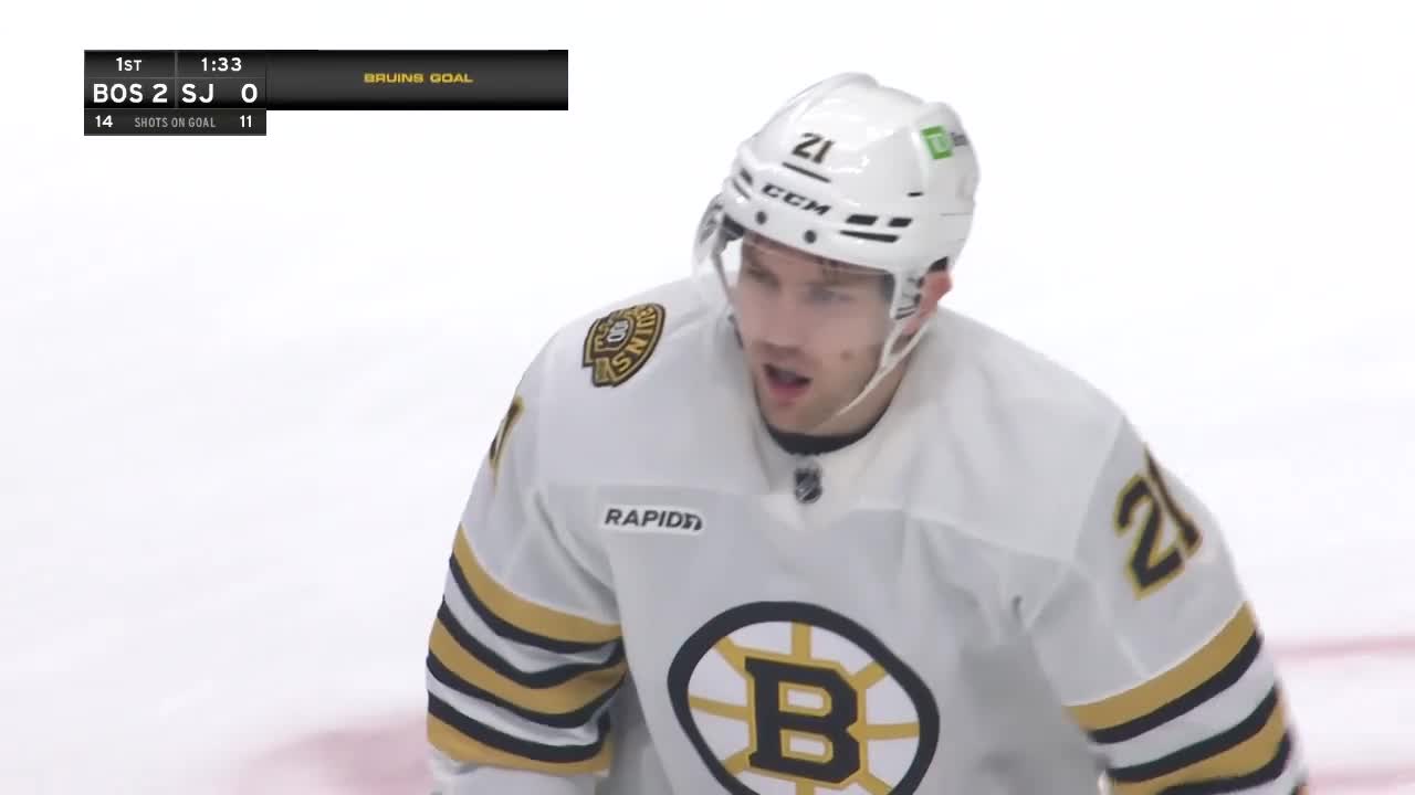 van Riemsdyk doubles lead | NHL.com