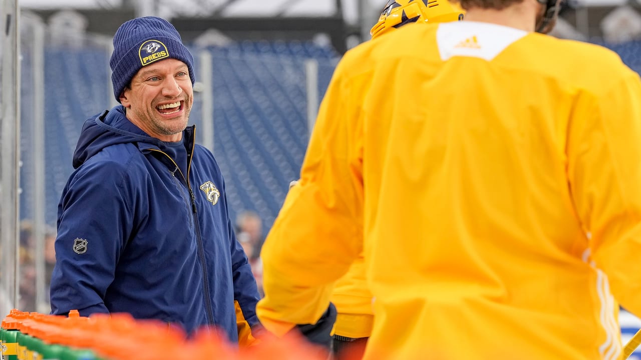 Hinote Leans On Experience, Energy Behind Preds Bench | Nashville Predators