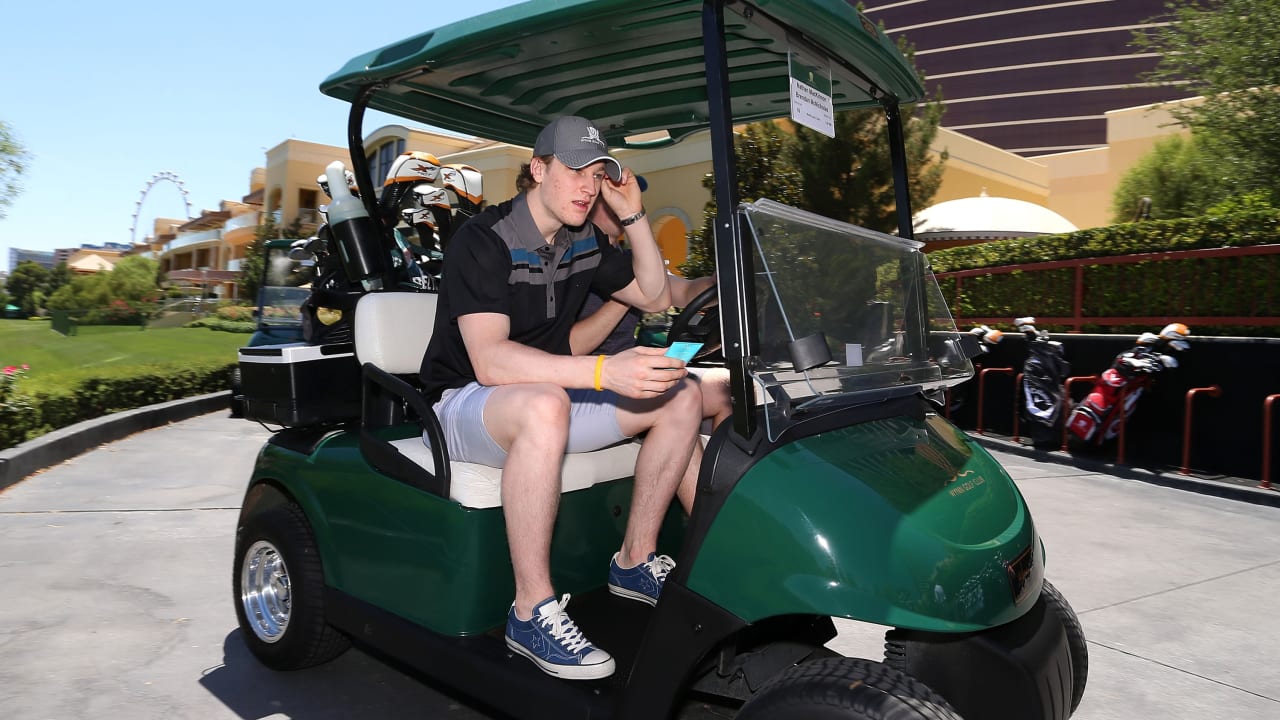 MacKinnon of Avalanche to shoot for hole-in-one during NHL Outdoors ...