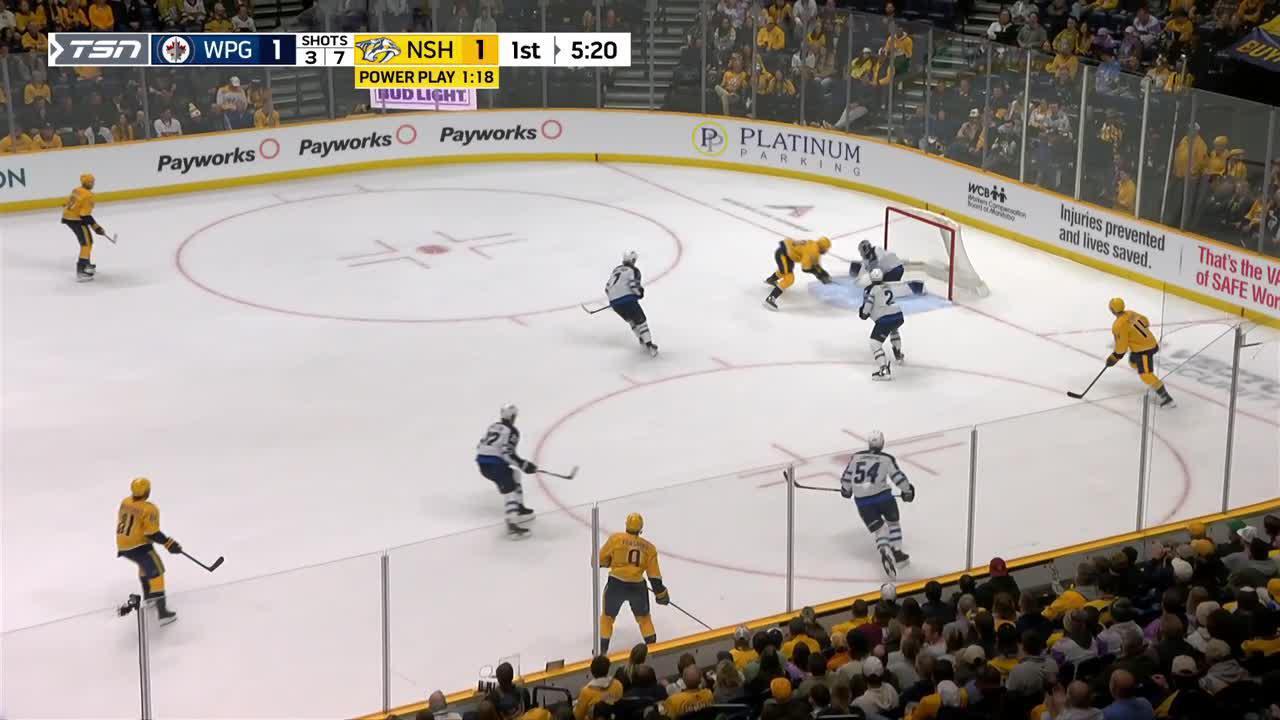 WPG@NSH: Comrie with a great save against Ryan O'Reilly | Winnipeg Jets