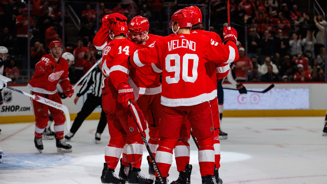 RECAP: Red Wings' compete level, effort lead to 5-4 victory over Blue ...