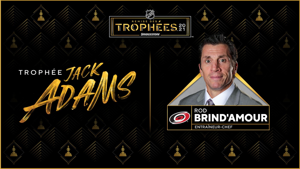 Brind'Amour met la main sur le trophée Jack Adams | LNH.com
