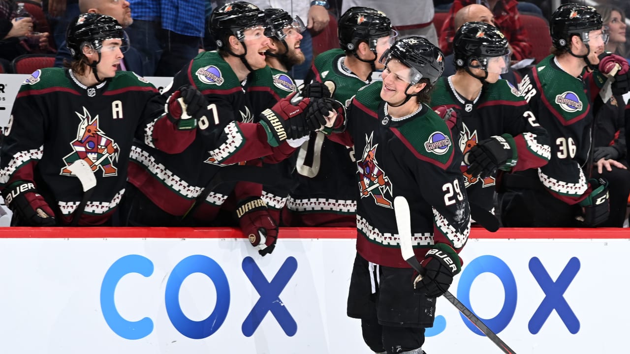 Les Coyotes vont saluer le retour au jeu de Hayton jeudi | LNH.com