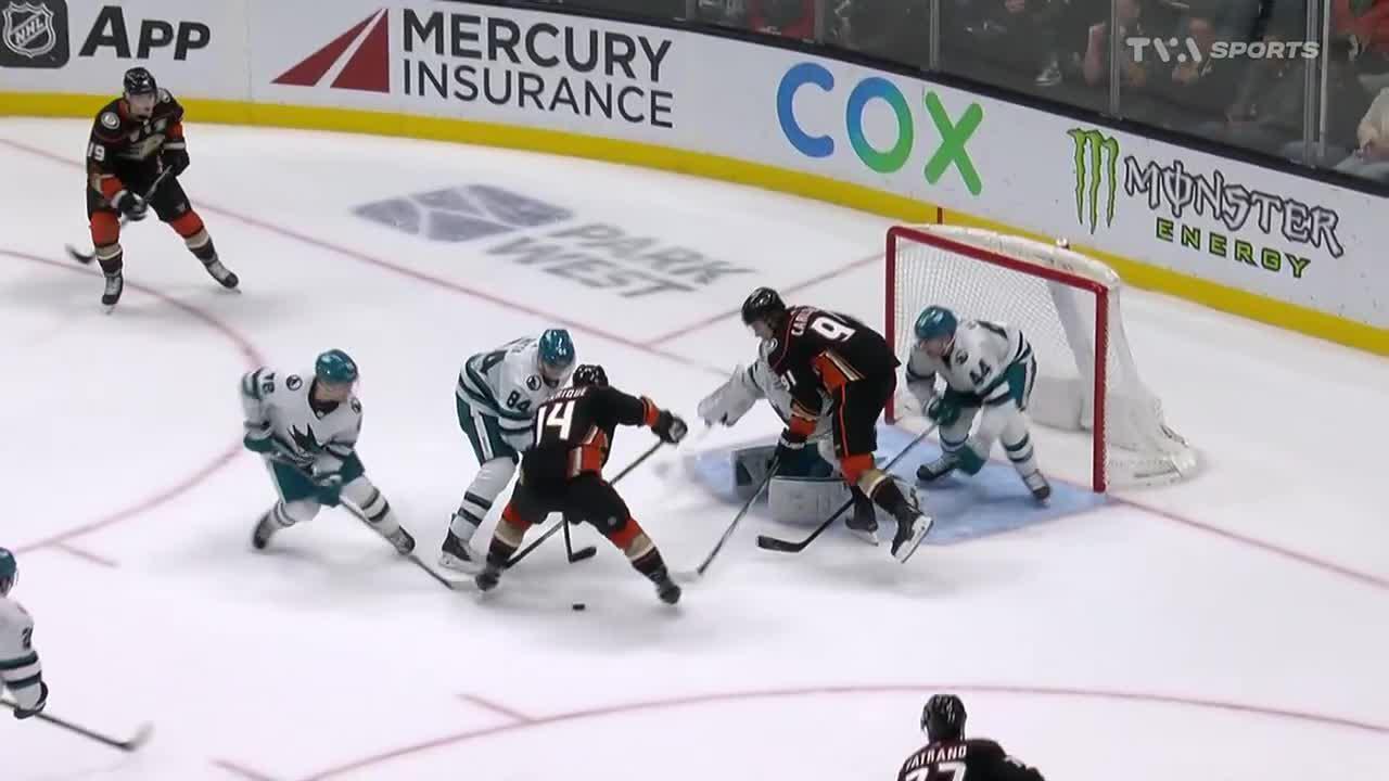 Terry crée l'égalité tard | LNH.com