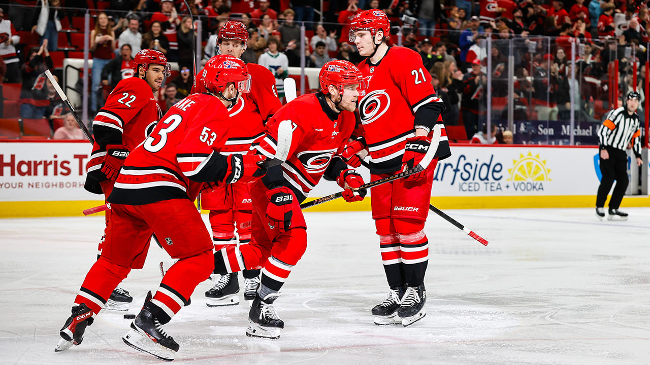 Ehlers' one-timer extends his point streak | NHL.com