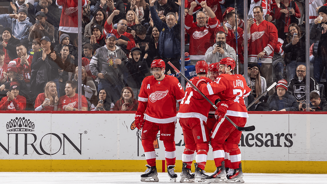 Larkin's PPG for second goal | NHL.com