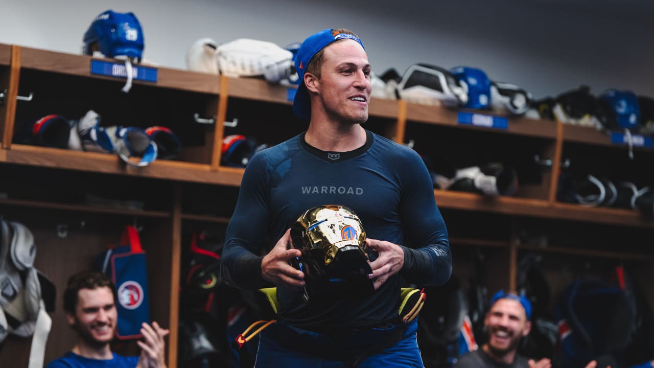 Inside the Isles New Iron Man Postgame Locker Room Award | New York ...