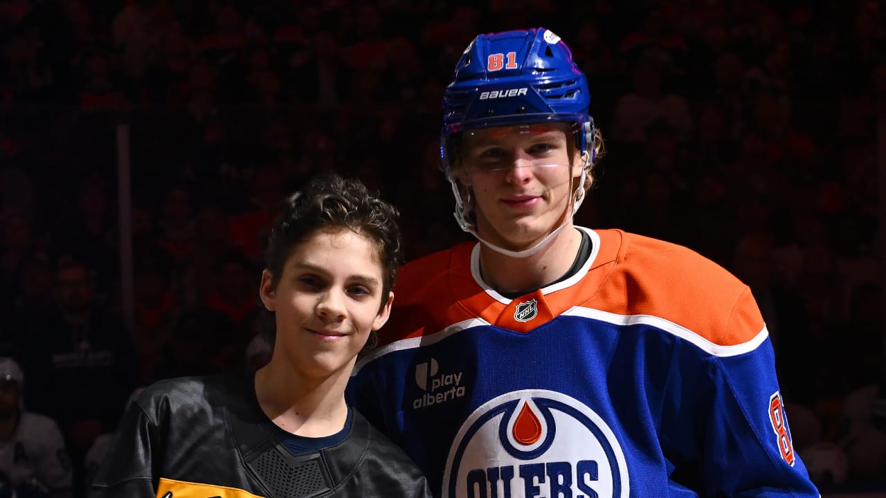 Samanski: “Das ist eine tolle Truppe!” | NHL.com/de