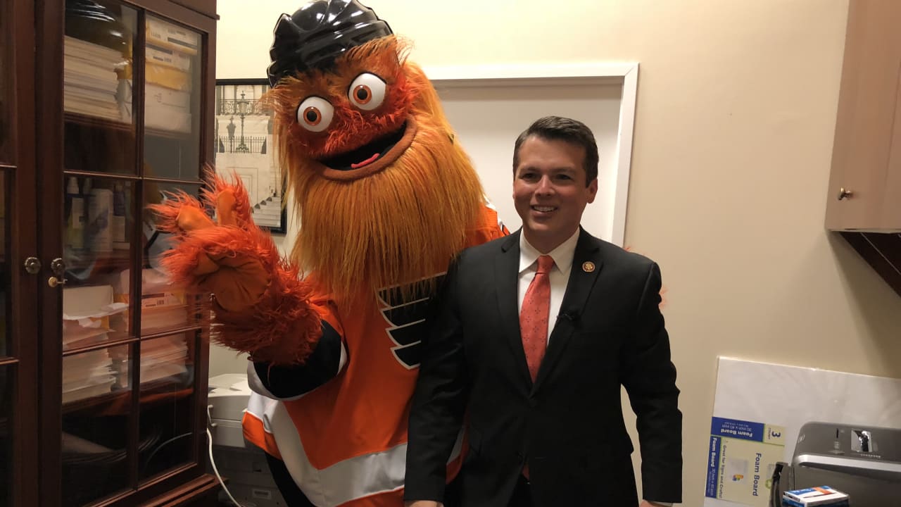 Gritty touts Future Goals program during Hockey Day on the Hill | NHL.com