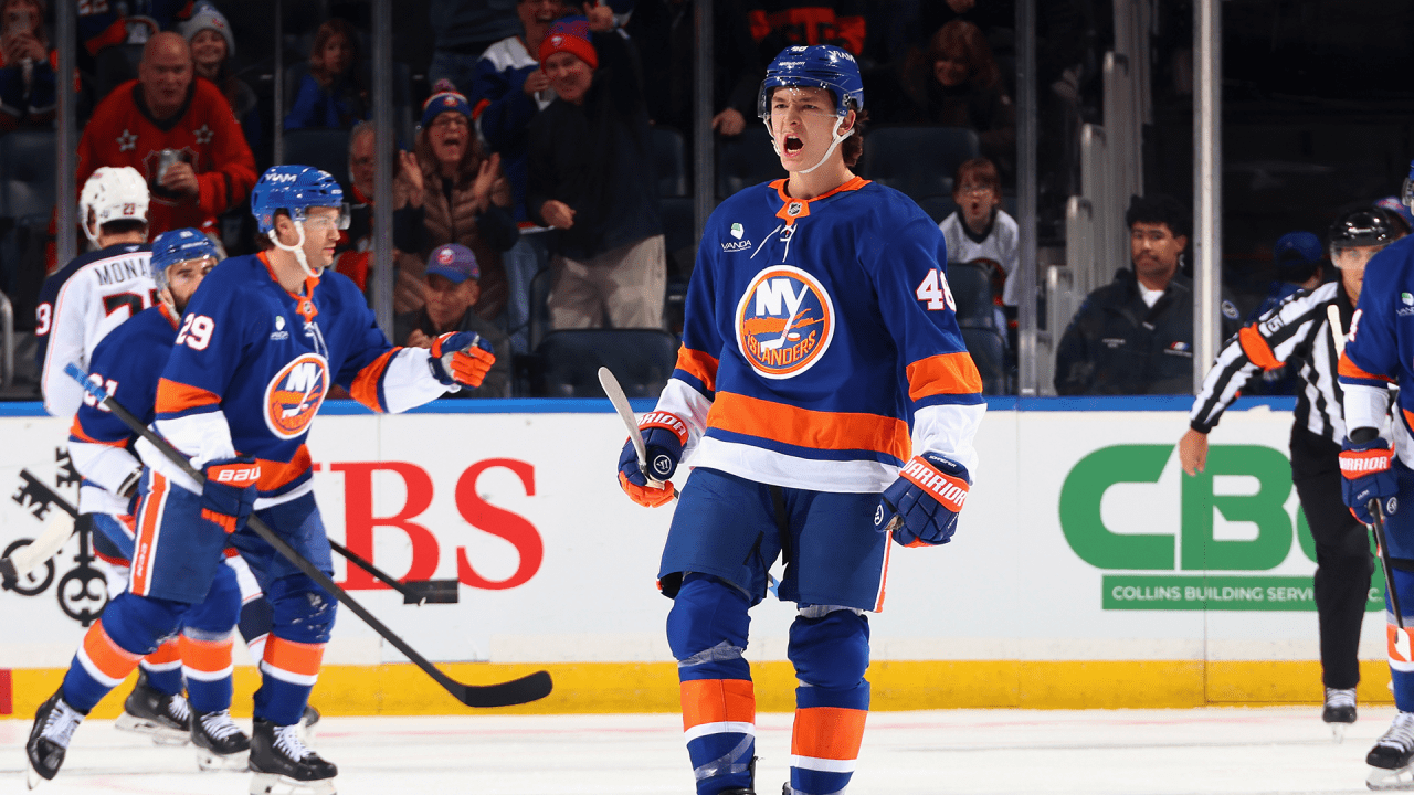 Schaefer snaps in a PPG | NHL.com