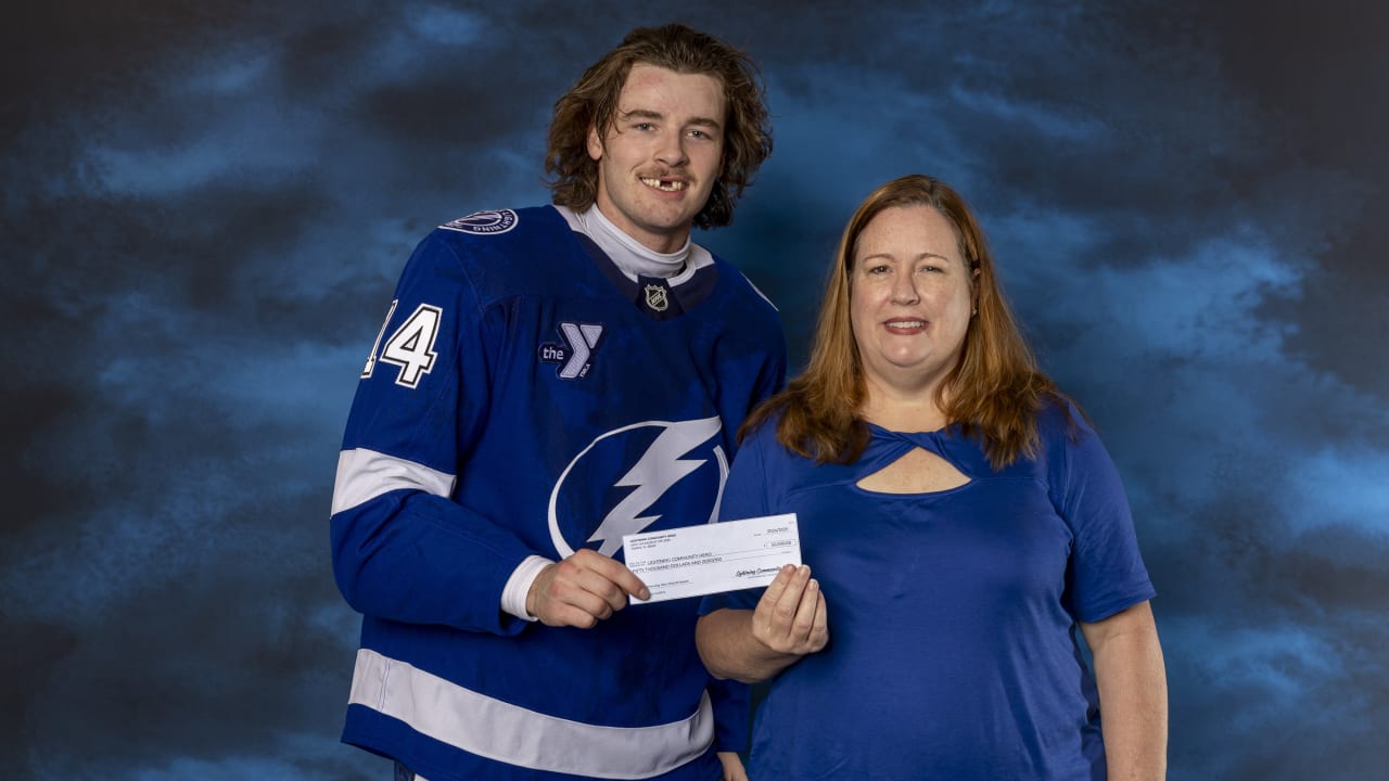 Leah Wooten honored as Lightning Community Hero | Tampa Bay Lightning