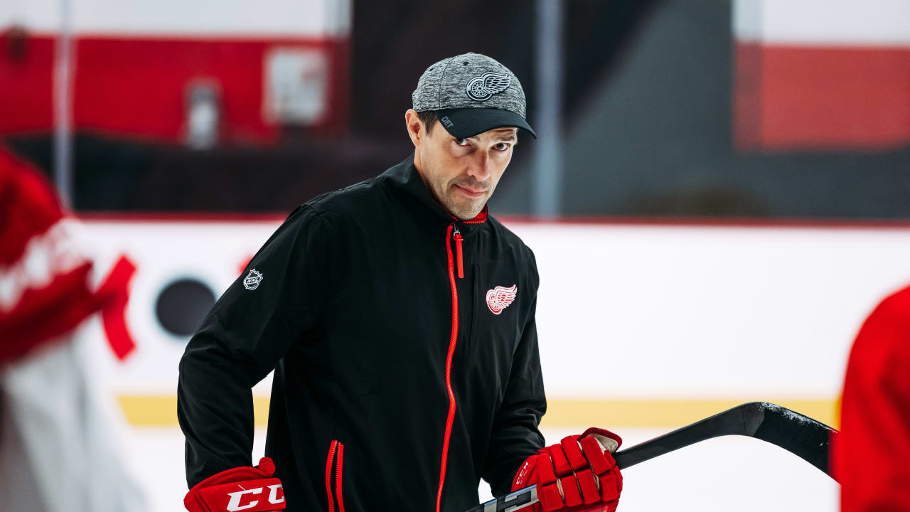 Datsyuk enjoys helping Red Wings prospects at 2024 Development Camp ...