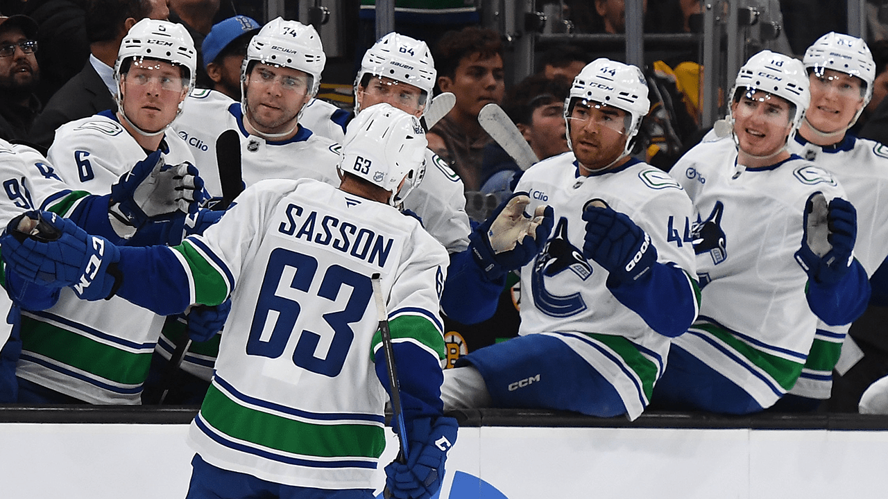 Sasson strikes late in 1st | NHL.com