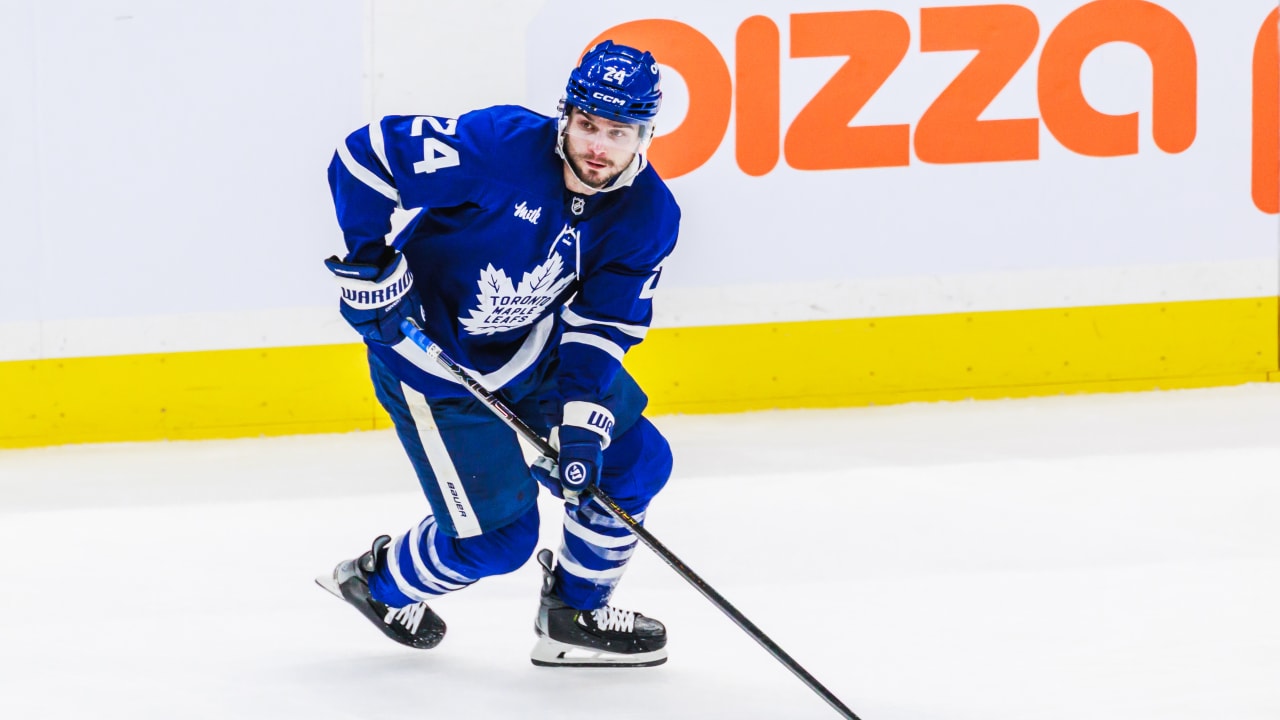 Maple Leafs : Un premier match cette saison pour Laughton | LNH.com