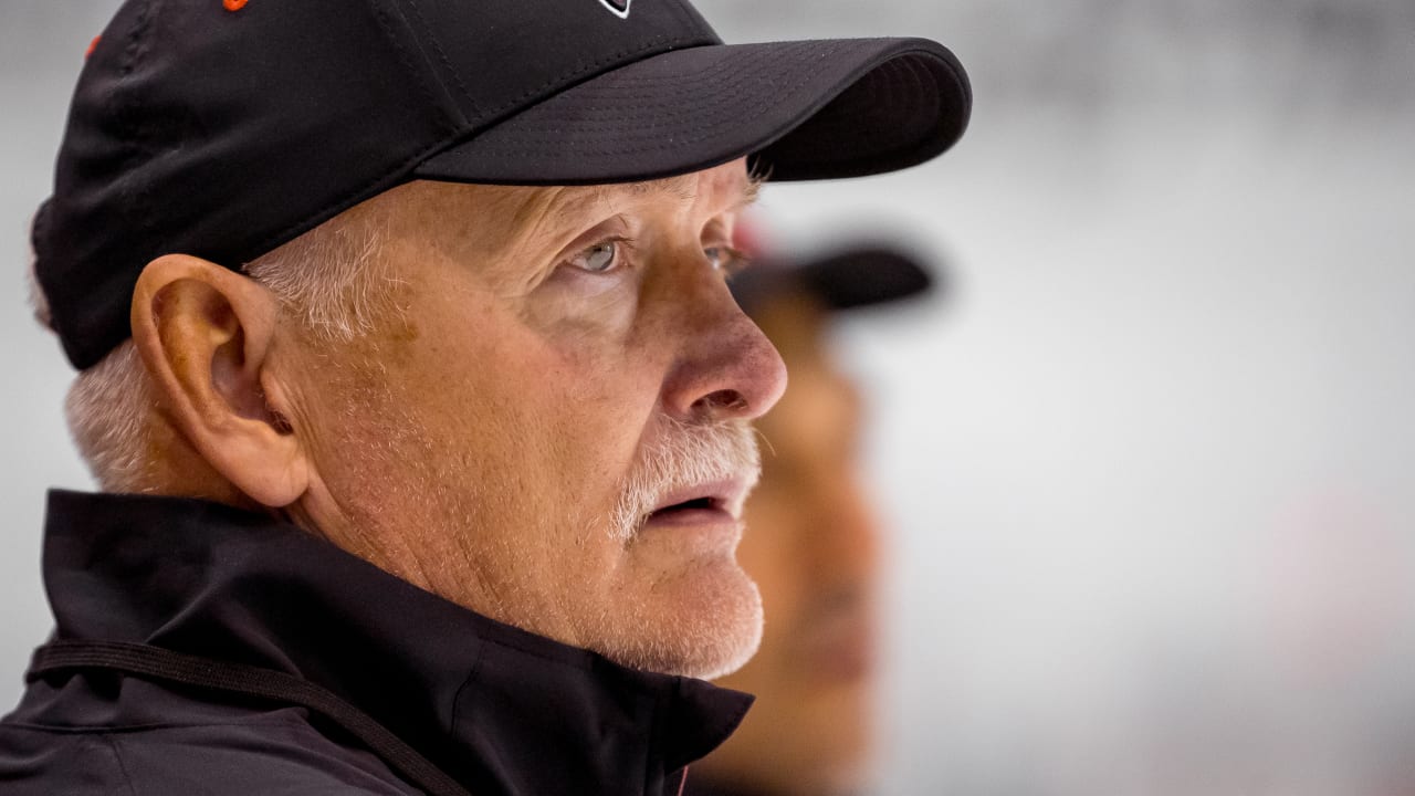 Hockey Finds its way to Lindy Ruff to Help Heal | FEATURE | New Jersey ...