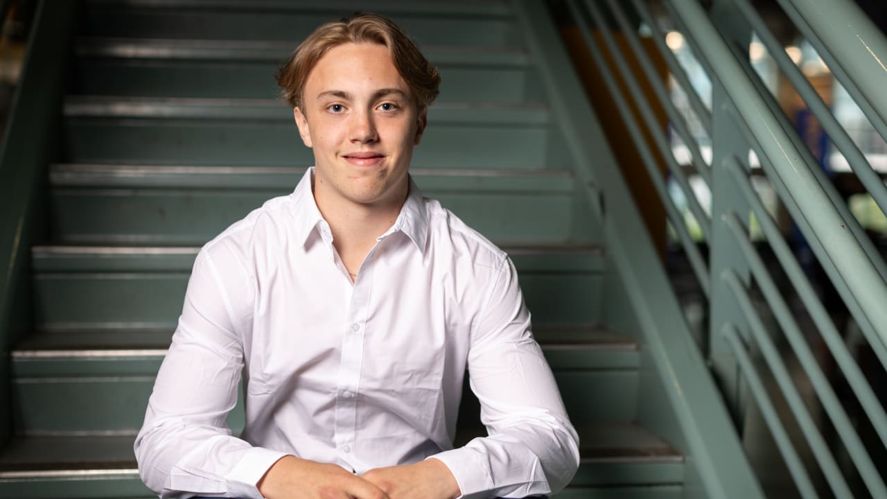 Inför draften 2024: Eriksson hetaste svenska forward | NHL.com/sv