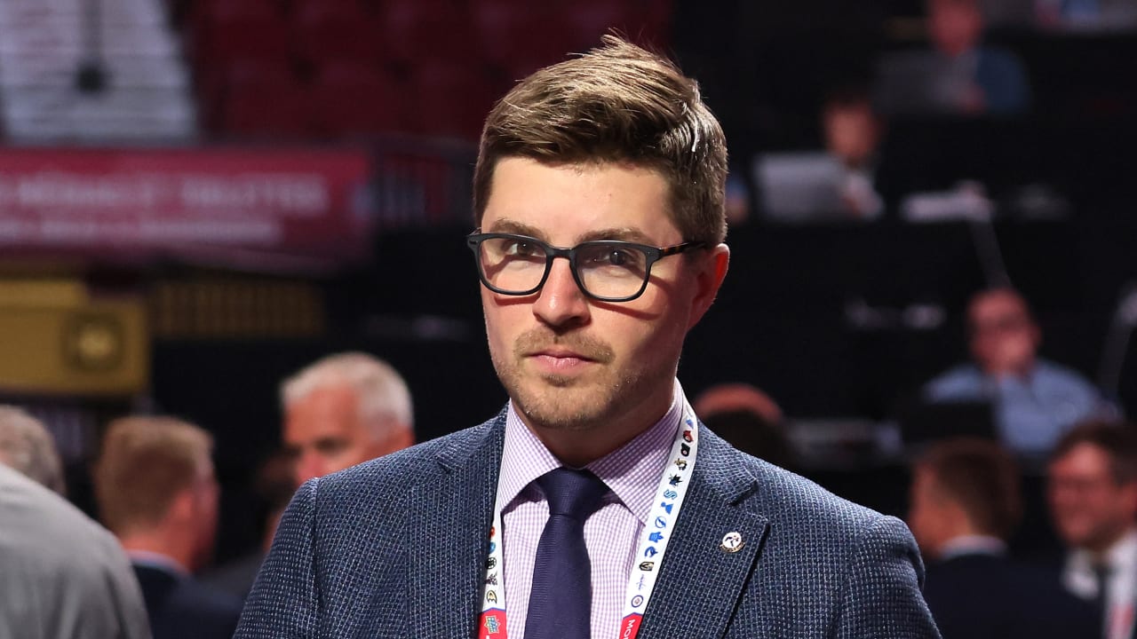 Dubas est lui-même incertain de son avenir à Toronto | LNH.com