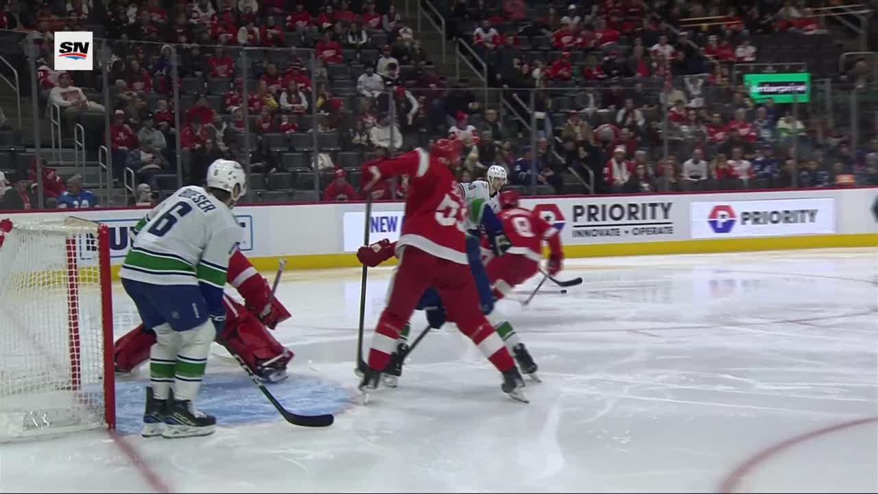 VAN@DET: DeBrusk scores PPG against Cam Talbot | Vancouver Canucks