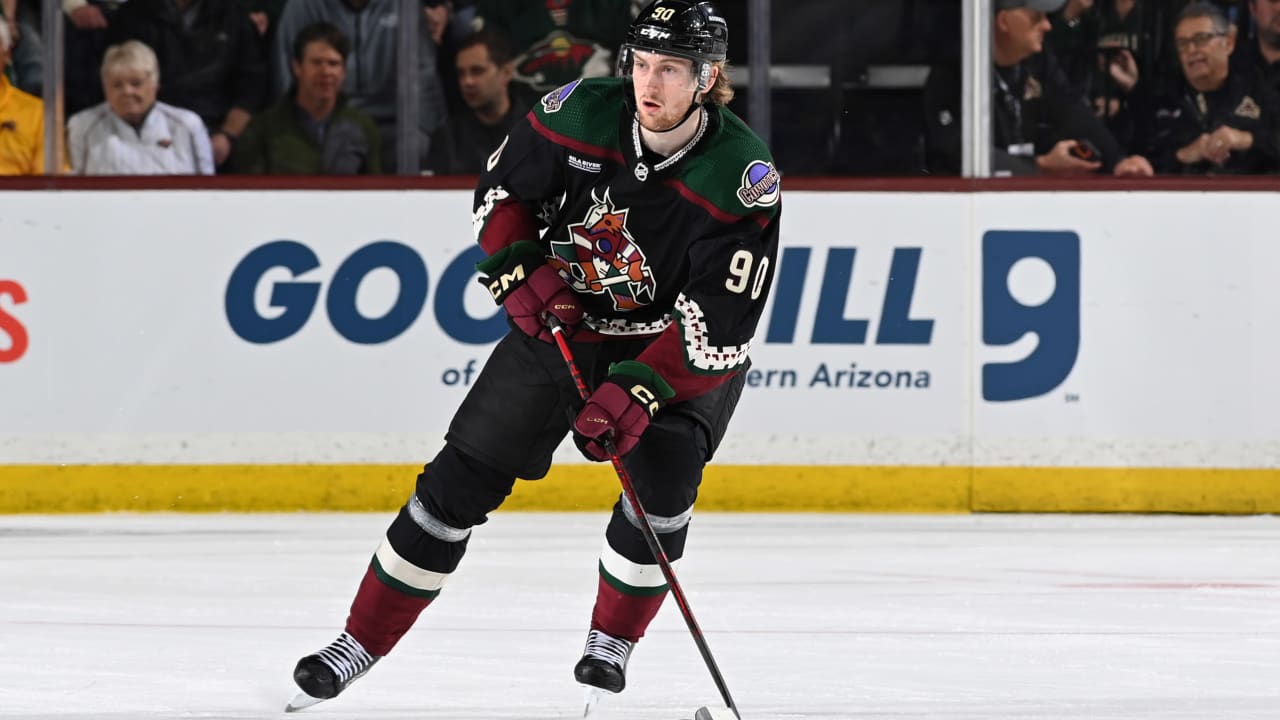 Coyotes Moser auf den Spuren von Vorbild Josi | NHL.com/de