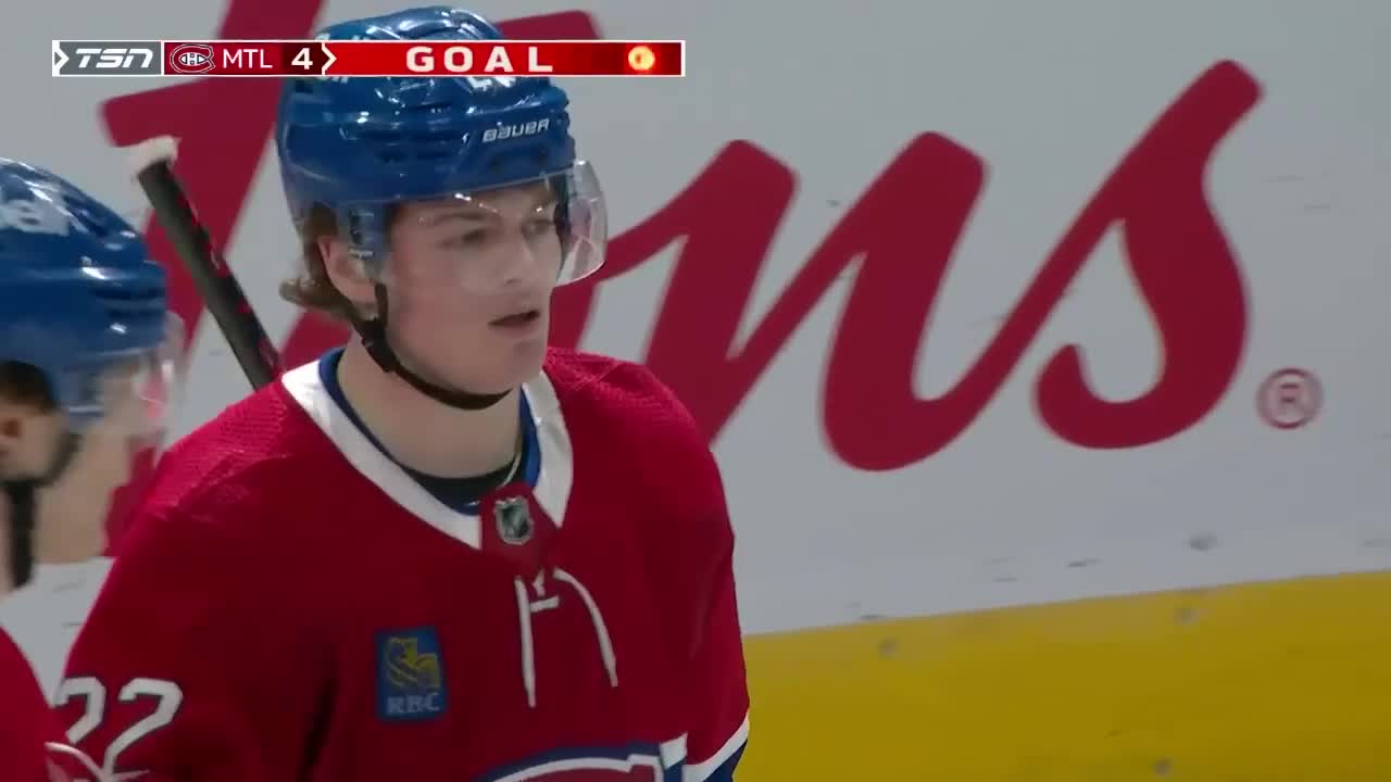 Suzuki sets up Caufield | NHL.com