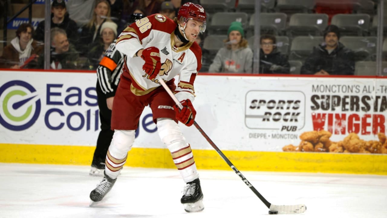 Lightning sign C Milo Roelens to a three-year NHL contract | Tampa Bay ...