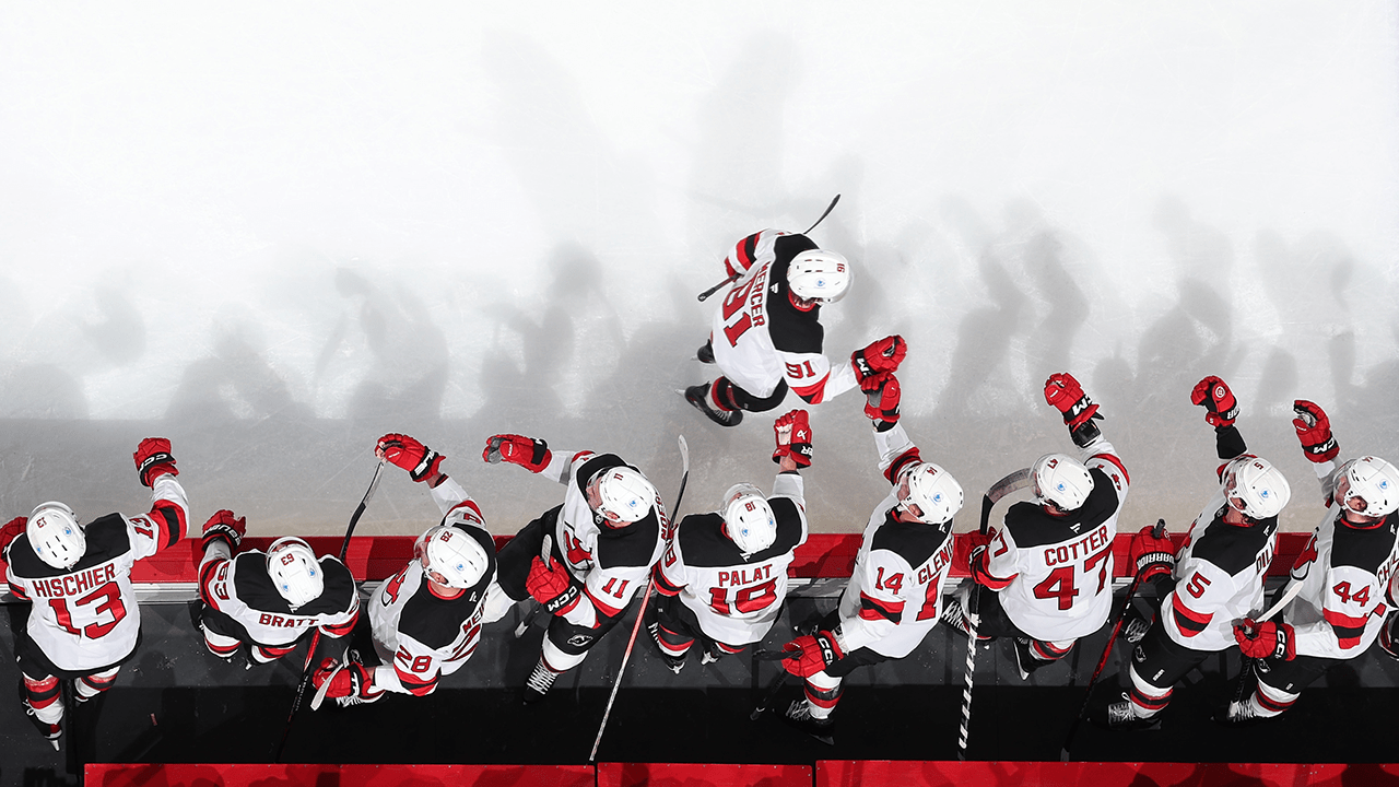 Mercer gleicht auf einem Knie aus | NHL.com/de