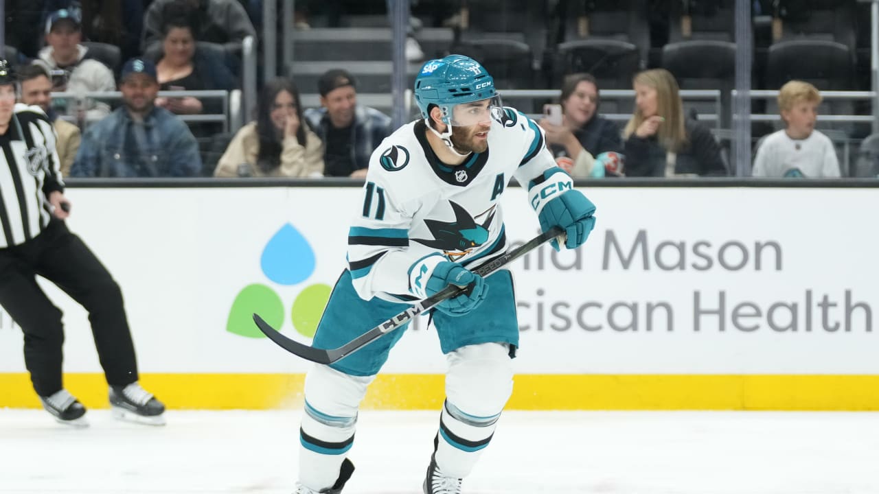 Sharks re-sign forward Luke Kunin | San Jose Sharks