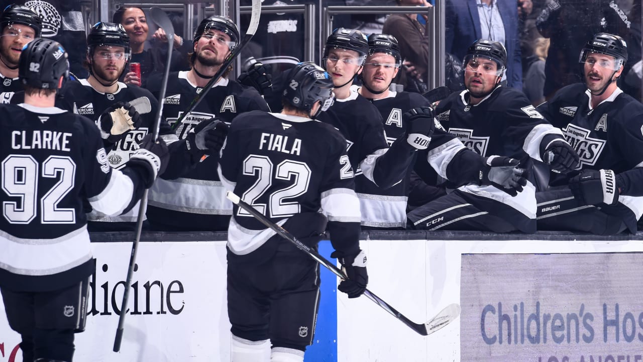 NYR@LAK: Fiala scores goal against Jonathan Quick | NHL.com