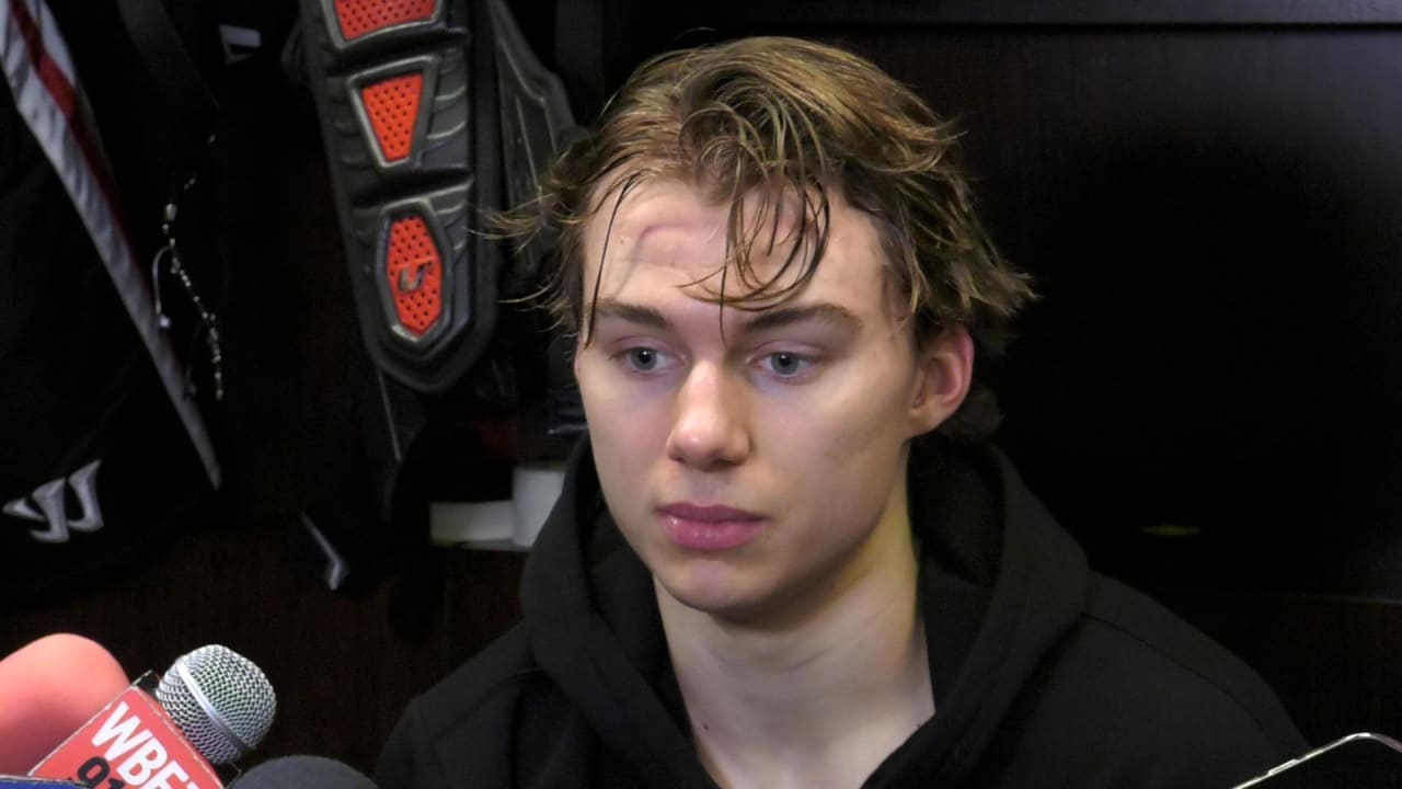 Bedard on Practice, Goal | Chicago Blackhawks