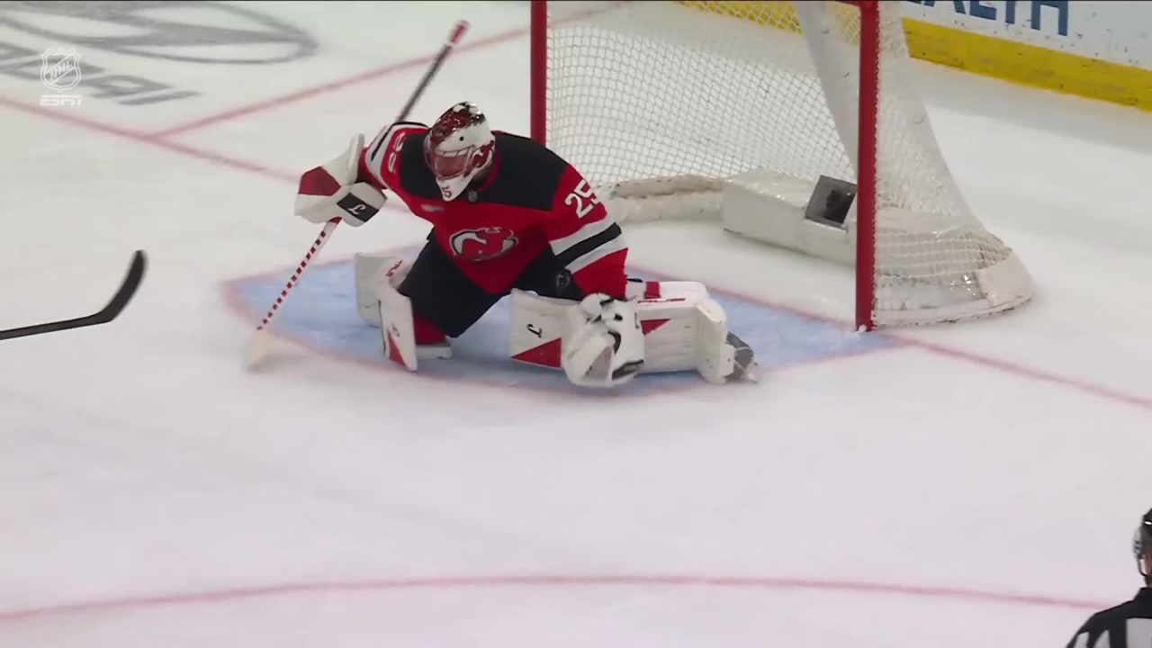 BOS@NJD: Zacha scores goal against Jacob Markstrom | NHL.com