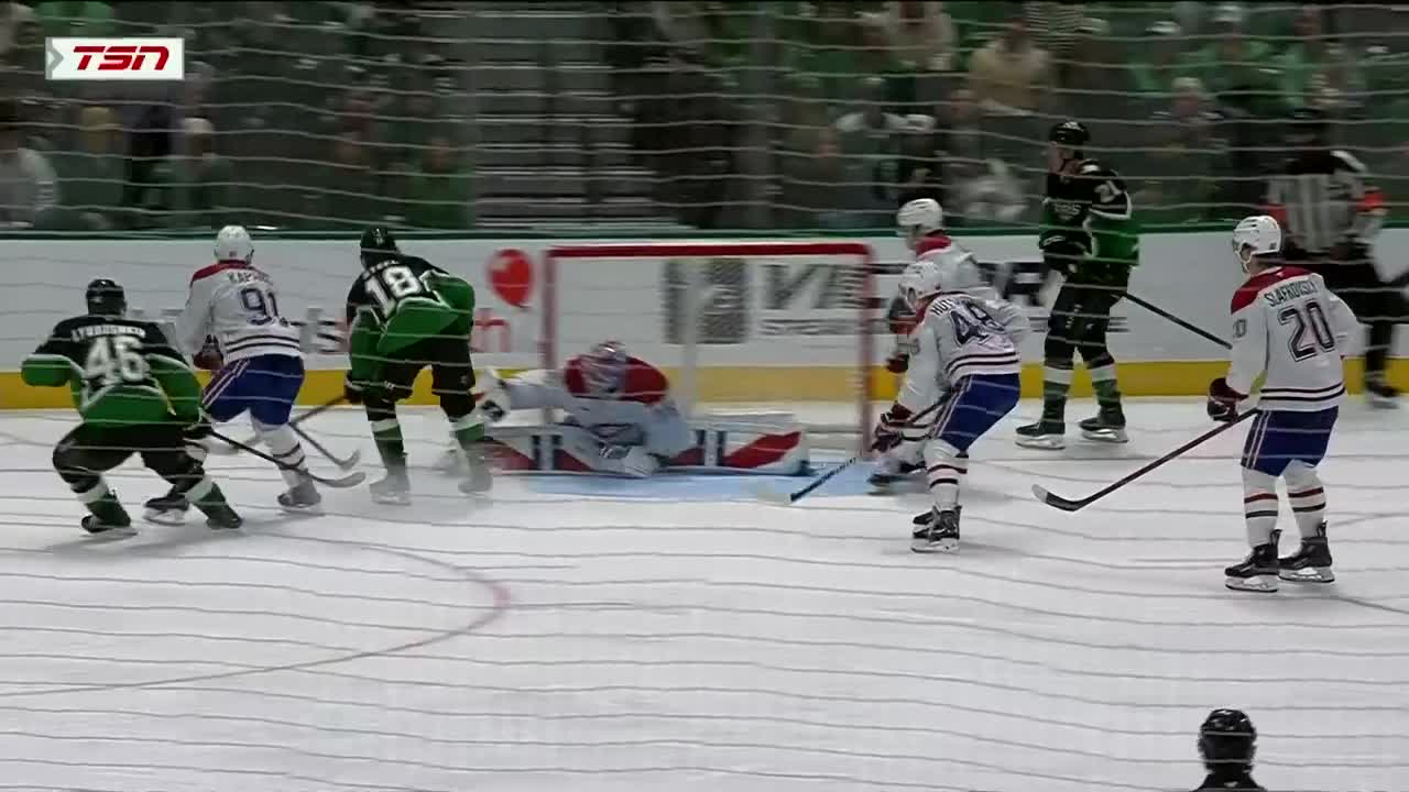 MTL@DAL: Montembeault with a great save against Sam Steel | NHL.com